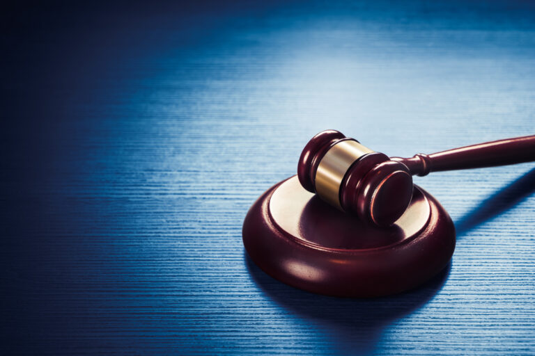 Filshie Clip Lawsuit Alleges Device Migration Caused ‘Stabbing Pains ...